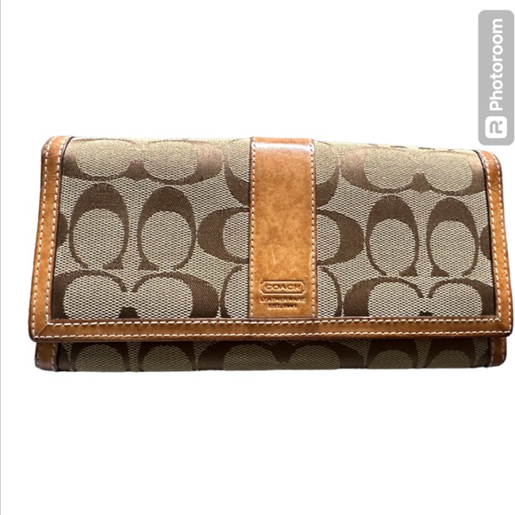 Coach | Bags | Coach Brown Hampton Trifold Wallet C Signature Canvas ...